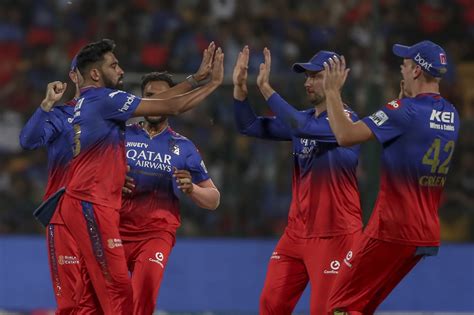 Mohammed Siraj Also Dismissed Shubman Gill In The Powerplay