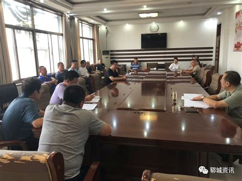 县市场监管局召开创卫农贸市场推进工作会议