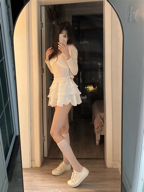 高清好看的少女图超仙清新淡雅少女图片