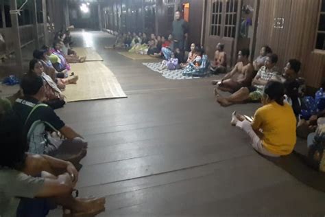 Puluhan Rumah Rusak Diterjang Angin Puting Beliung ANTARA News