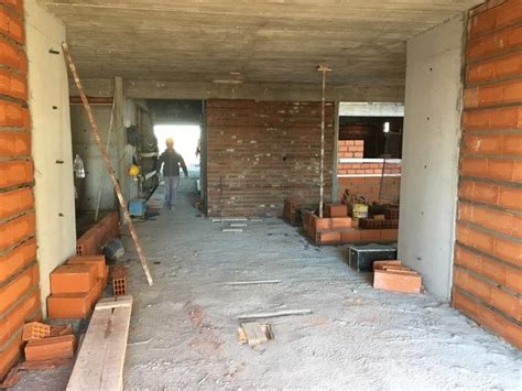 Arreglos en casa durante la pandemia cómo levantar una pared y