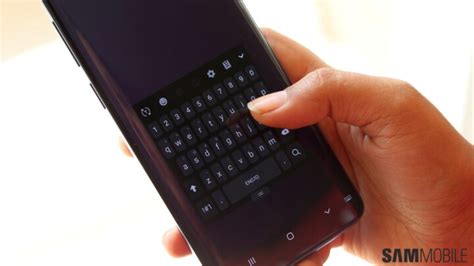One Ui Android Pie Feature Focus Samsung Keyboard Gets Floating Mode Sammobile