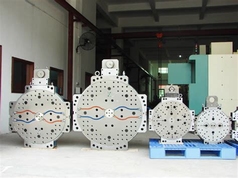 双色模具制造双色注塑加工注塑机转盘制造电脑锣加工镜面edm加工东莞市兄友模具塑胶有限公司