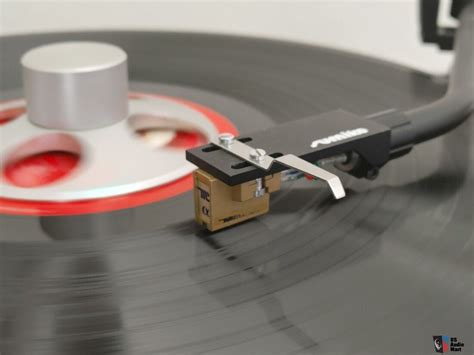 Oracle Delphi Mkiii Turntable With Sumiko MMT Tonearm And Monster Cable