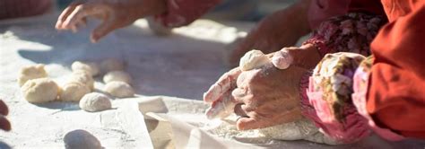 Beginners Guide To Mochi 16 Types Of Mochi Byfood What Is Mochi