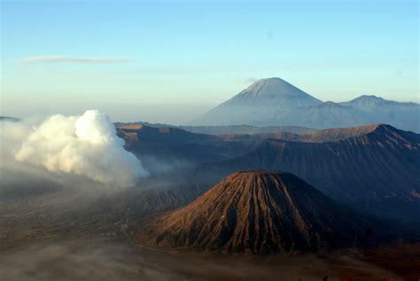 Unique Wallpaper Amazing Mount Bromo
