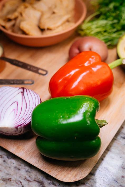 Vegan Chicken Fajita Sheet Pan Dinner — One Great Vegan