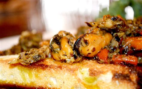 Pesto Clams And Mussels