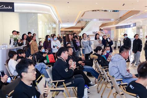 家庭智能出行首选suv，银河l7来电见面会搜狐汽车搜狐网