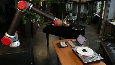Робот-Диджей на ваше Мероприятие! Аренда Робот Мода #robot #dj #event # ...