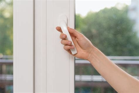How To Replace A Upvc Window Handle