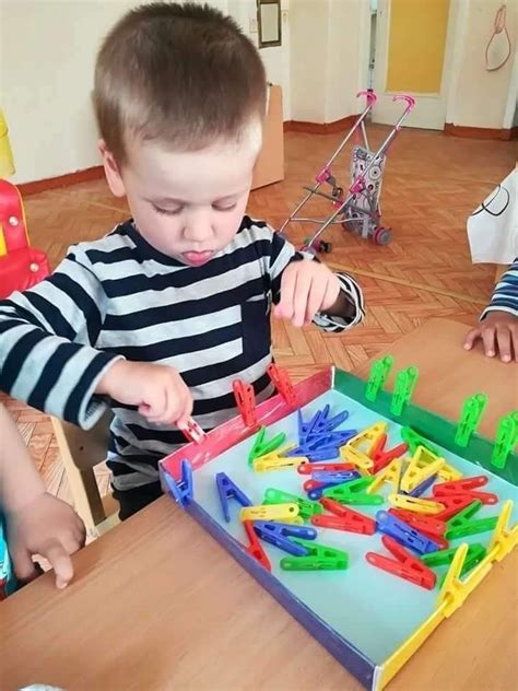 Threading Cheerios On Spaghetti A Fantastic Fine Motor Activity For