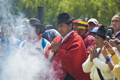 Indígenas De Ecuador Piden En Marcha Dar Paso Al Juicio Político Contra