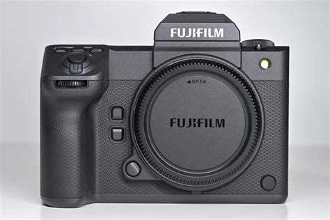 富士フイルム「gfx100 Ii」最速レビュー！ 劇的に進化した1億画素ミラーレス 価格comマガジン