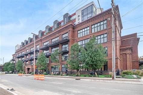 600 Broadway Ave NW 421 Grand Rapids MI 49504 MLS 20041101 Redfin