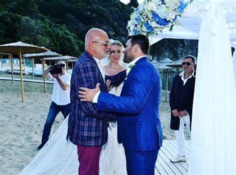 Нови снимки от гръцката сватба на Антония Петрова и Ивайло Батинков Всичко за жената