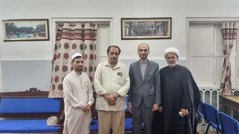 Mohammad Reza Fazel Director Of Iran Culture House Mumbai Visits Irani Moghul Masjid In South