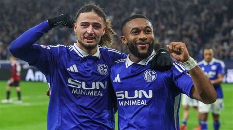 Taylan Bulut Kurz Vor Wechsel Von Schalke Zu Besiktas Transfer Centre