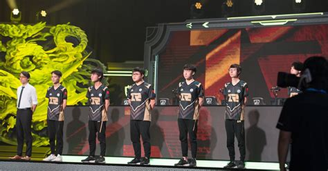 롤드컵 Rng 후반 한타 싸움서 프나틱 압도1대0