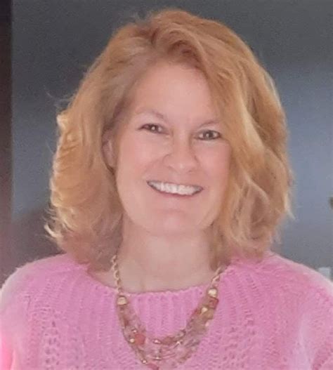 Shelly Hacks Instagram Twitter And Facebook On Idcrawl