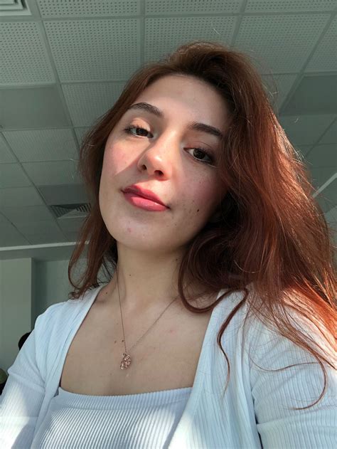 Zeynep Kecin Medium