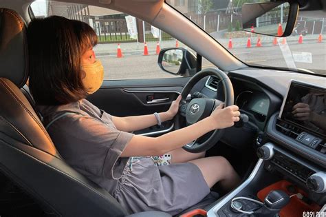 Toyota Rav4 Adventure 4wd素人一週試駕 小資好爸爸的絕佳選擇 8891汽車