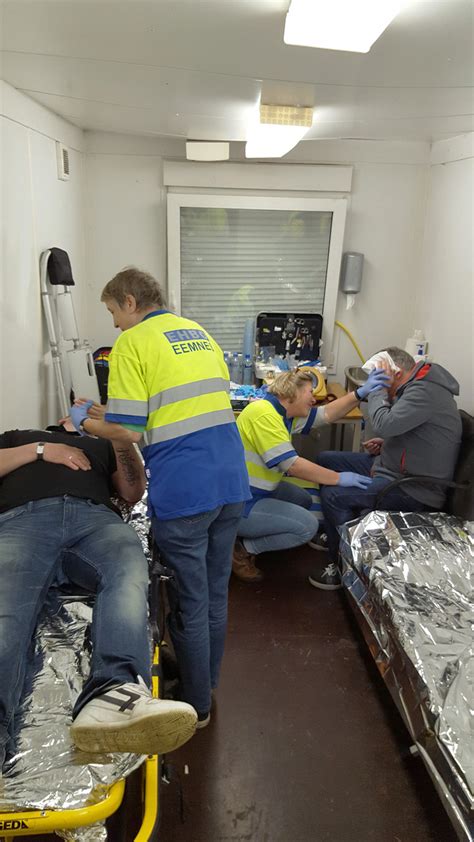 Reanimatie Van Volwassenen En Kinderen Ehboeemnes