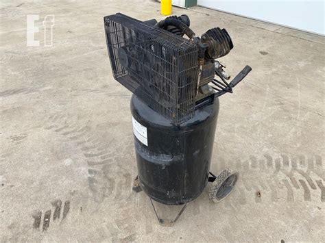 Masterforce Air Compressor Lot 2 Pifers Auction Center Of North