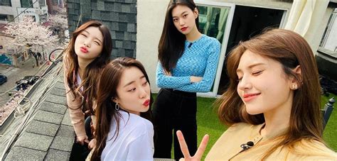 Jeon Somi Con Nhà Người Ta Thông Thạo 3 Thứ Tiếng đa Tài Lại Còn