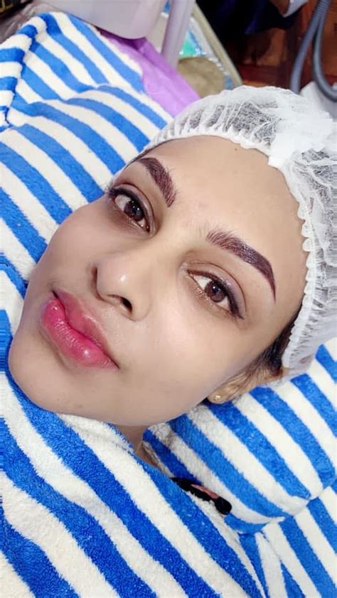 လှိုင်သာယာ မြို့နယ် ဆံပင်နှင့် မျက်ခုံး Tattooဝါသနာပါသူများဆံစည်းရာ