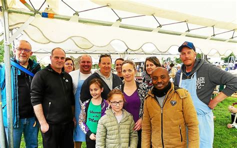 130 Exposants Et Des Centaines De Visiteurs Au Troc Et Puces De LABCD