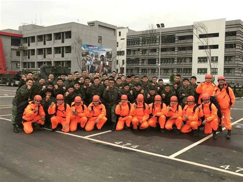 中華民國陸軍 陸軍第六軍團關渡地區指揮部，今日配合新北市政府消防局於林口世大運選手村辦理「106年全民防衛動員暨災