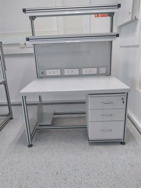 Esd Safe Workstation For Electronics Industries Size 12008002100