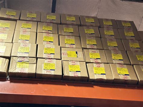 Sell Circuit Breakers Double D Circuitbreakers