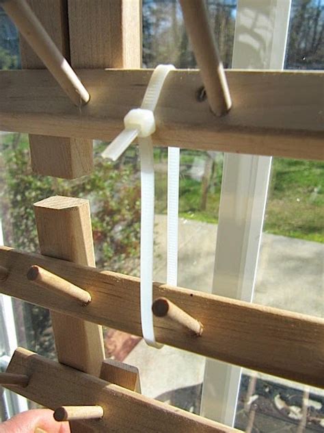 Sew Many Ways Thread Organization