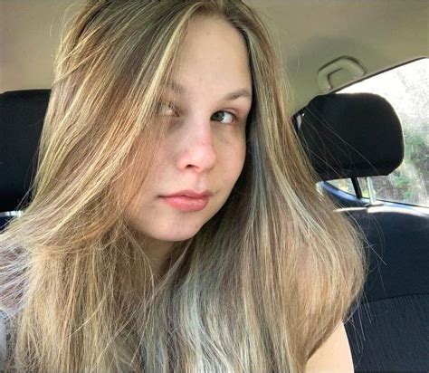 I Think Having Blonde Hair Makes Me A Babe Less Pale For Some Reason R Palebeauties