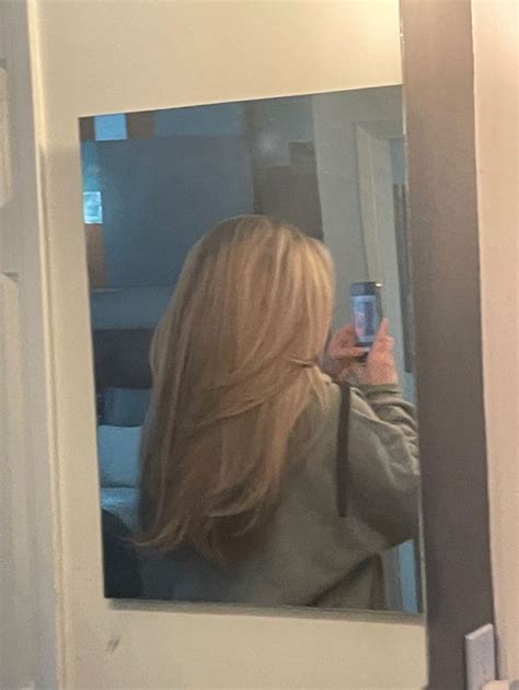 Noelle Butler Hair Blone Hair Hairdos For Curly Hair Voluminous Hair