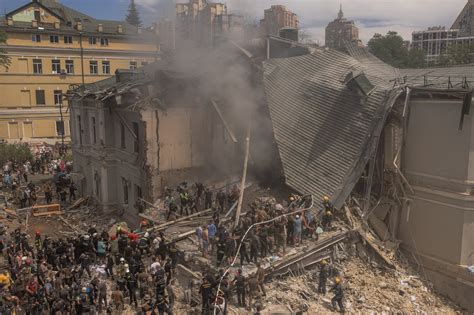 Joe Biden Autoriza A Ucrania Atacar A Rusia Con Misiles De Largo