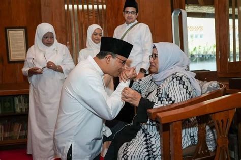 Naik Haji Ini Pesan Yang Ditulis Anies Baswedan Okezone Nasional