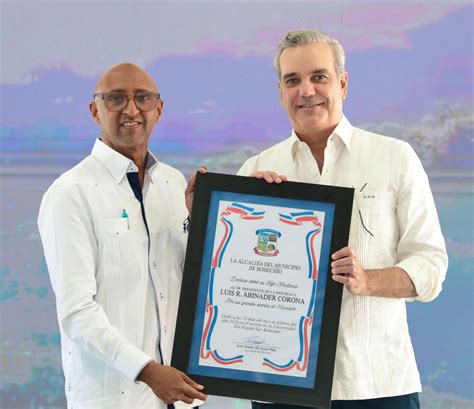 Entelevision Abinader Inaugura Recinto De La Universidad Isa En