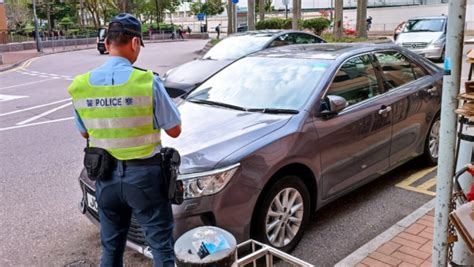 沙田警一連3日打擊違泊 拖走2車發1666張牛肉乾 星島日報