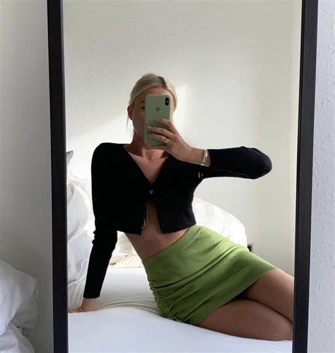 Pin Tillagd Av Iris På Style Inspo Outfit Idéer Sommaroutfits Snygga Kläder