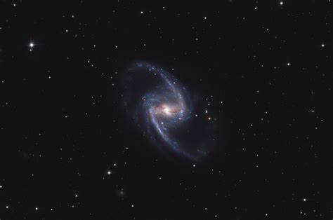 Great Barred Spiral Ngc 1365 Telescope Live