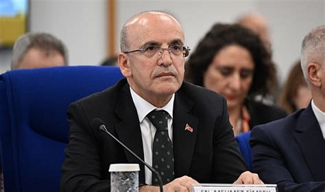 AKP li Hazine ve Maliye Bakanı Mehmet Şimşek Vergi Harcamalarında da