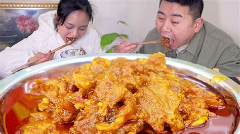 超小厨5斤巴骨肉请小杨总吃泡椒巴骨肥而不腻香香辣辣下饭的很 YouTube