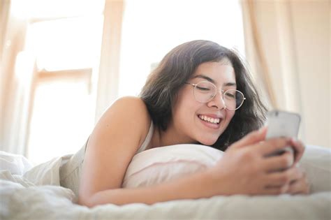 5 Signs Youre Ready For A Relationship Hard Launch