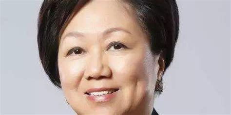 证监会原副主席执掌港交所 人称“铁娘子”手机新浪网