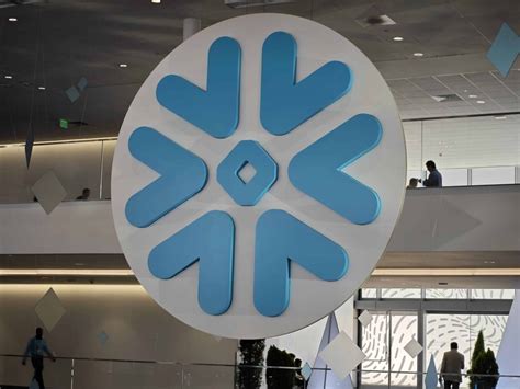 Snowflake Enters Enterprise Postgresql Market With Acquisition Of