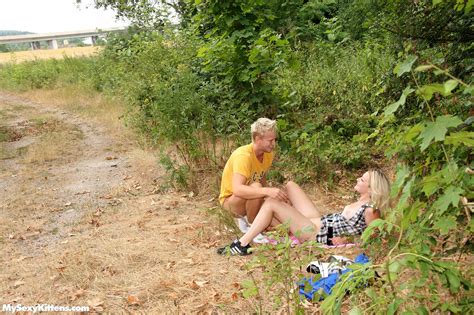 Nina E Outdoor Sex Image Large 105 Porn Pic Eporner