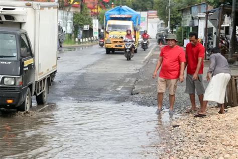 Tuai Sorotan Ketua Dprd Kudus Masan Minta Jalan Rusak Menuju Kawasan